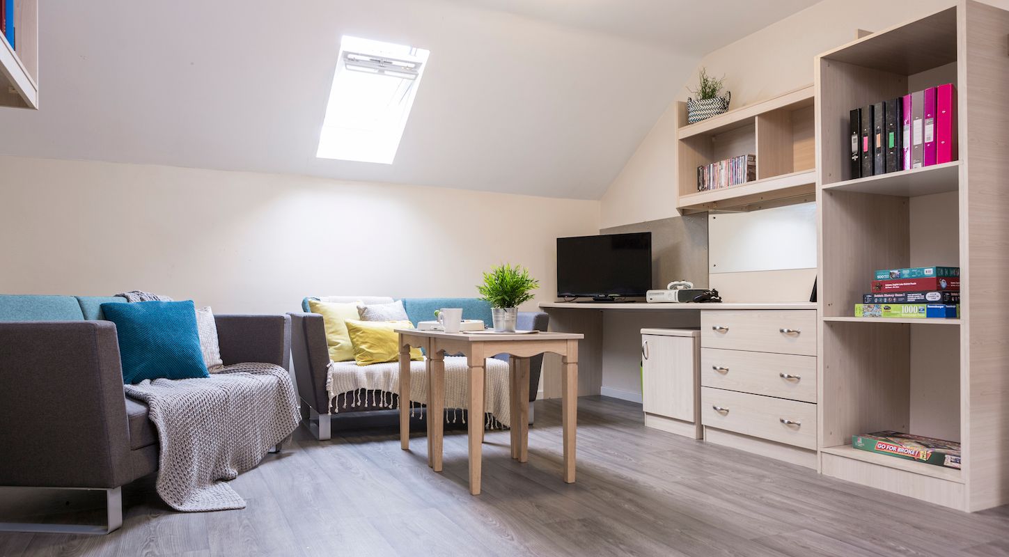 King Edward Studios, Exeter Accommodation | Collegiate