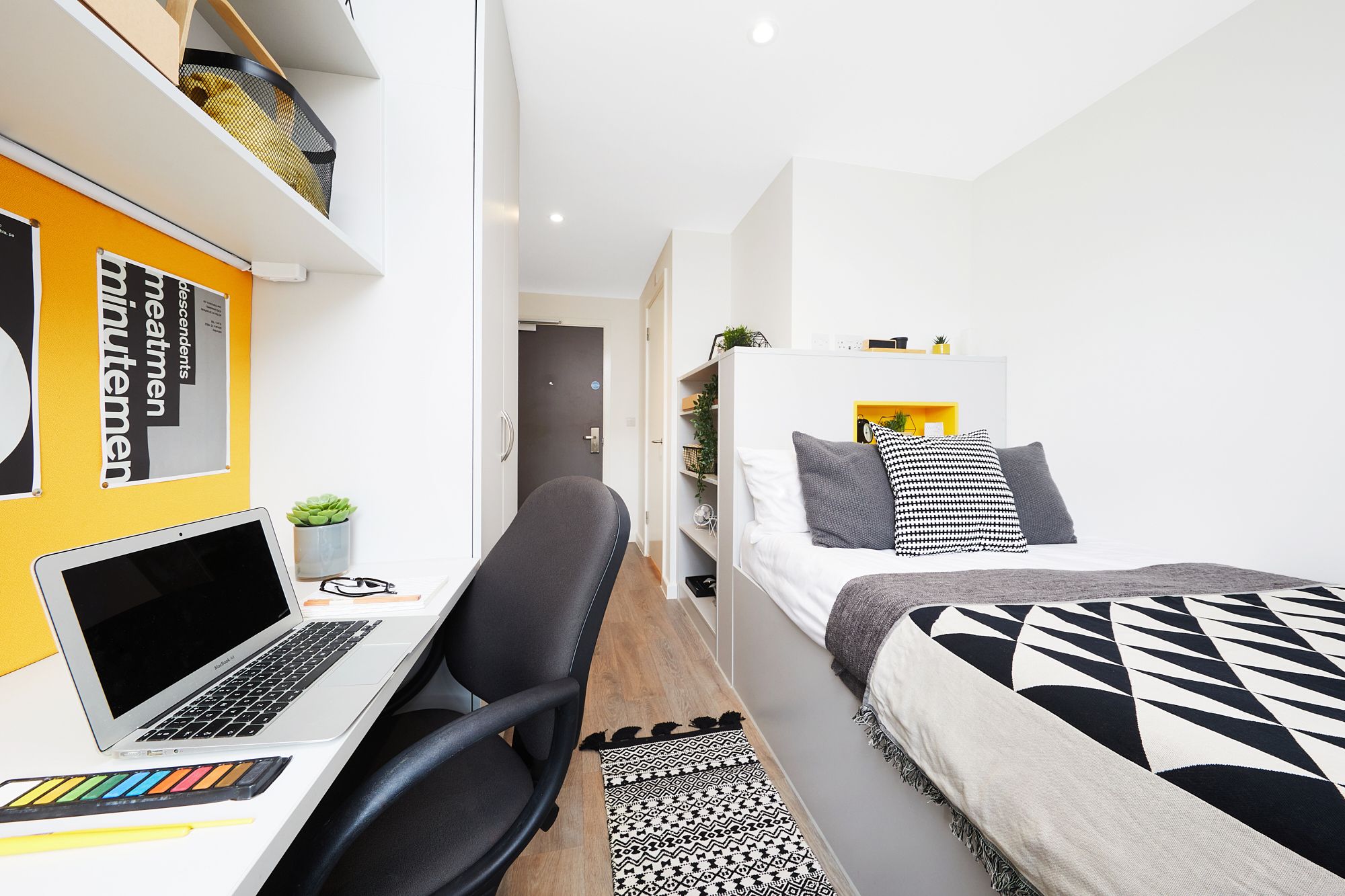 Riverside Way Winchester - Student Studio Rooms | Collegiate AC