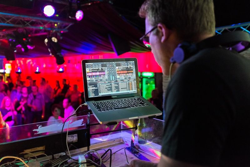The 7 Best Nightclubs in Cambridge | Collegiate - UK